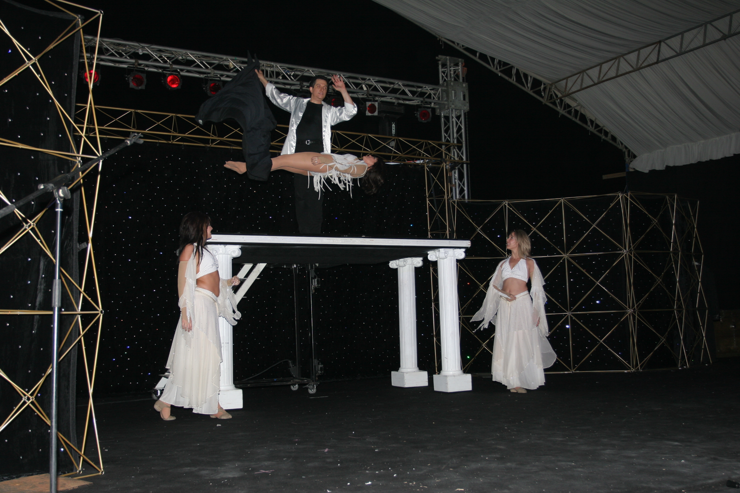 Goddess Levitation – Magic Auction