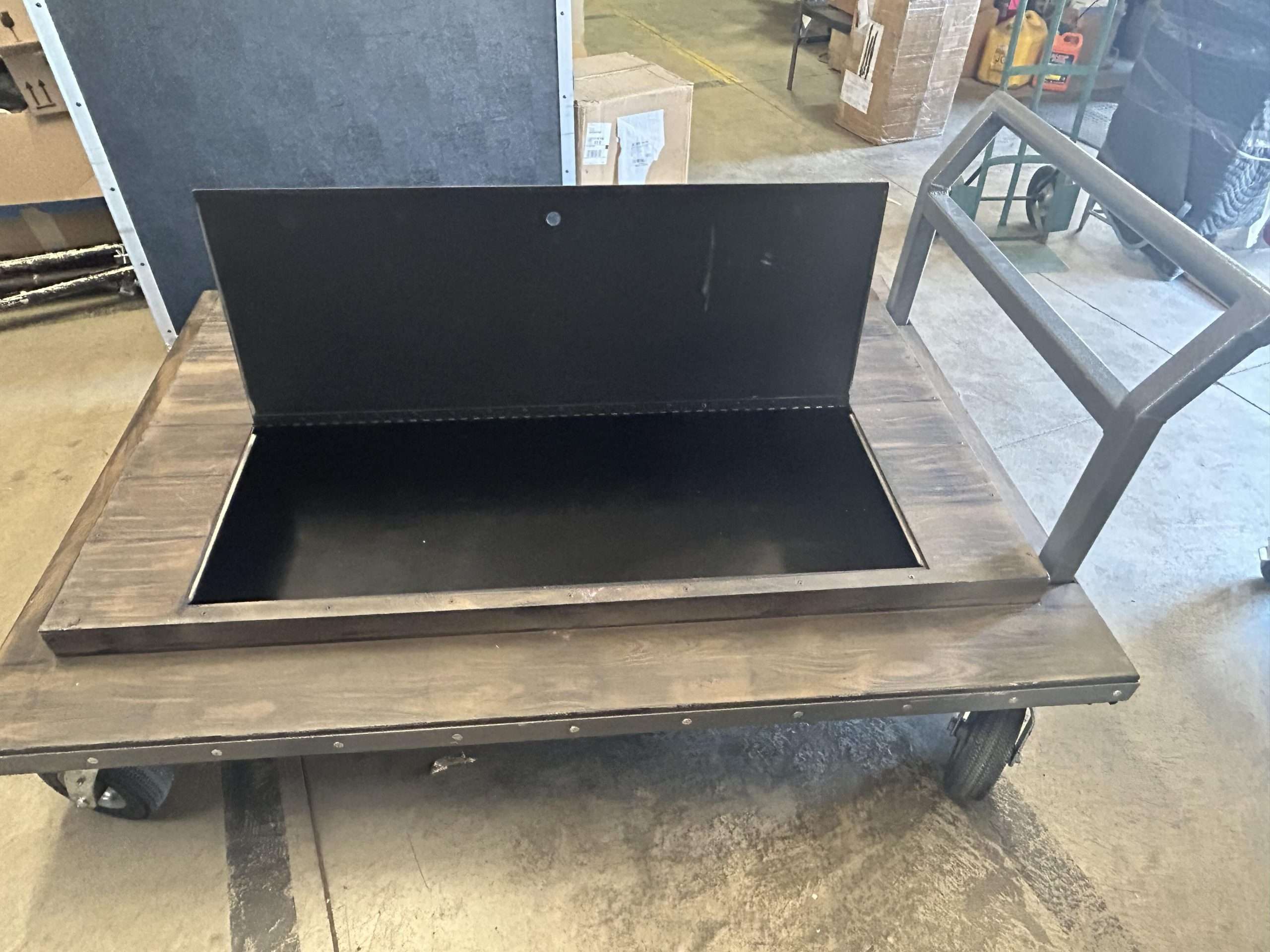 CART STYLE GETAWAY BASE – Magic Auction
